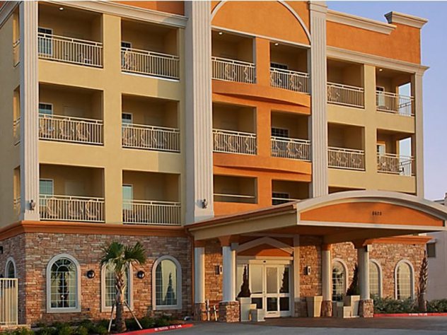GALVESTON.COM: Maravilla Resort by AB Sea Sales & Rentals - Galveston, TX