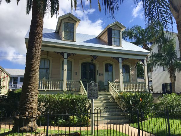 GALVESTON.COM: Historical Marker: Best-Lucas House - Galveston, TX